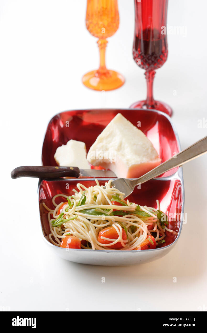 Spaghetti with rocket hi-res stock photography and images - Alamy