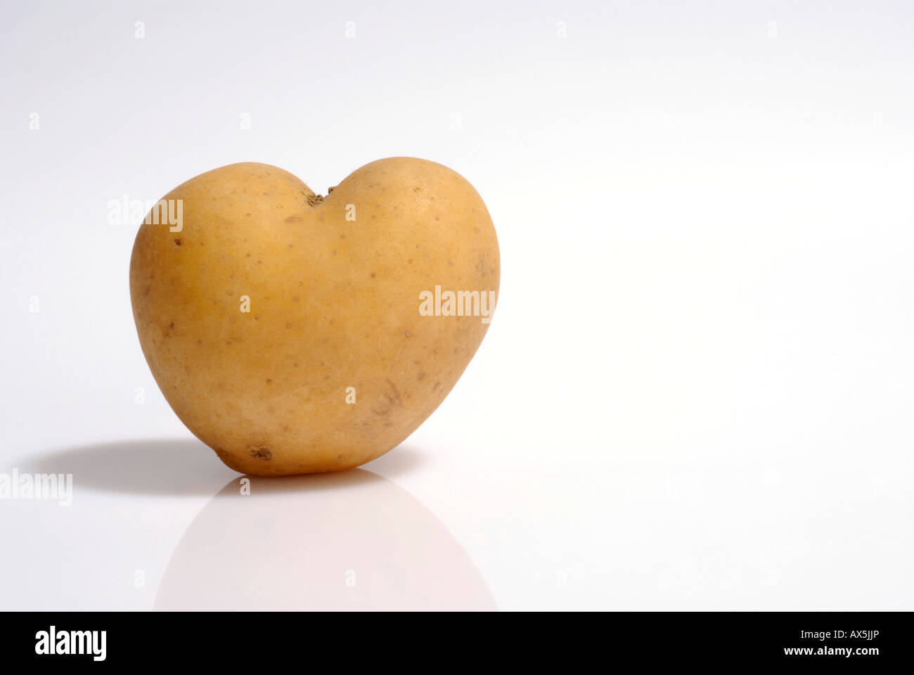 Herzformige Kartoffel High Resolution Stock Photography and Images - Alamy