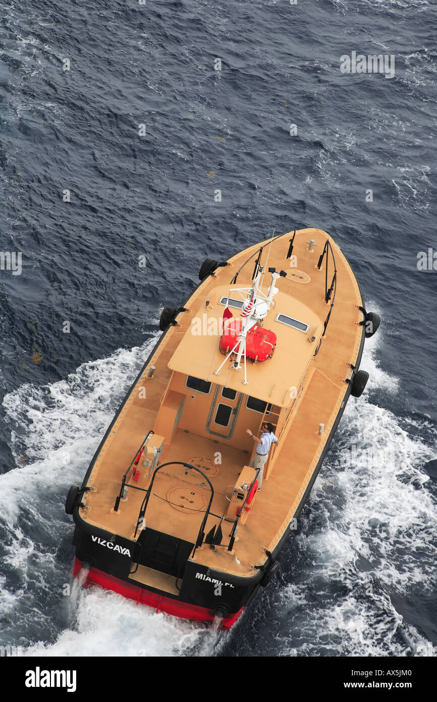 Pilot craft hi-res stock photography and images - Alamy