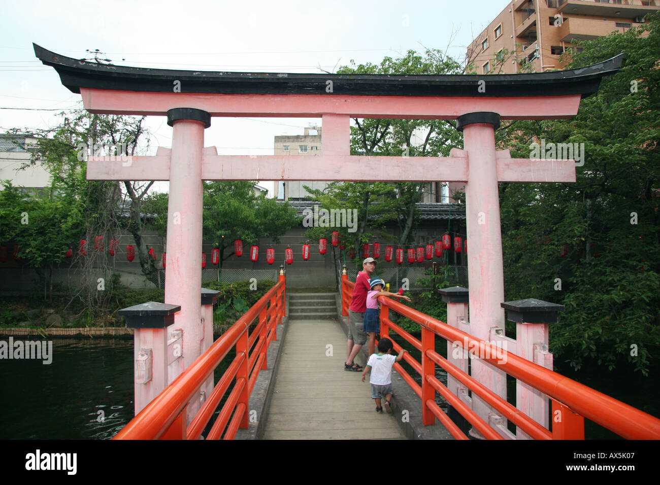 Shinto bridge hi-res stock photography and images - Alamy