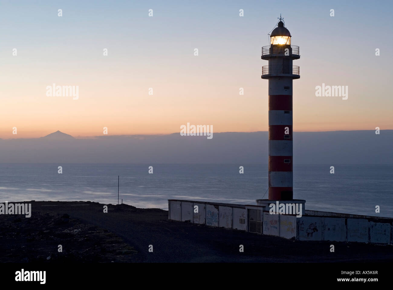 Lighthouse at Faro de Punta Sardina, Galdar, Gran Canaria, Canary ...