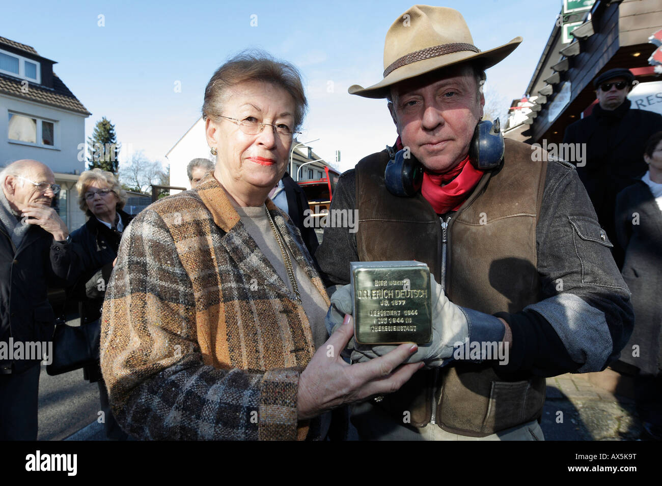 "Stolpersteine" (stumbling blocks) art project; Cologne sculptor Gunter ...