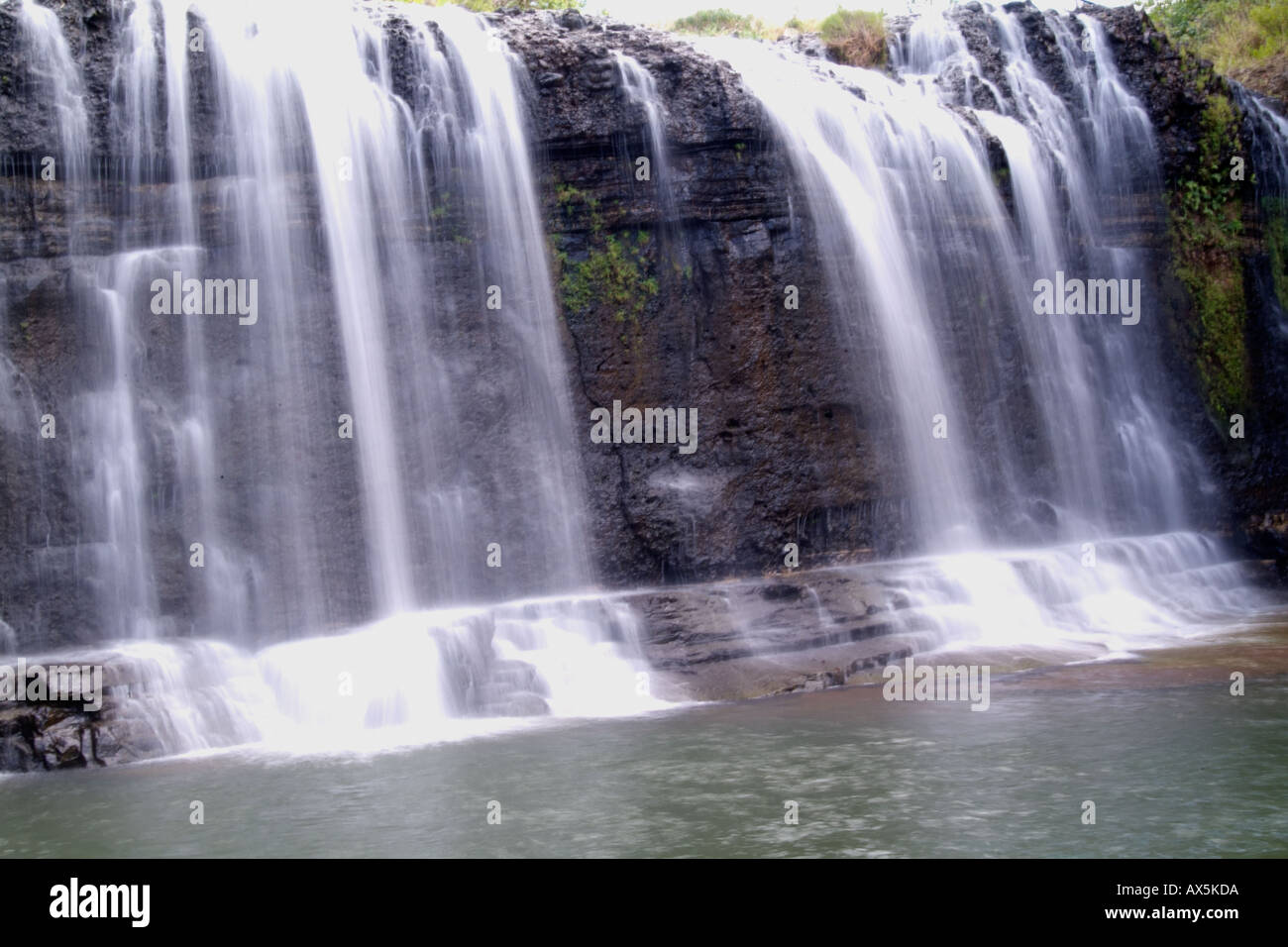 Barron waterfalls hi-res stock photography and images - Alamy