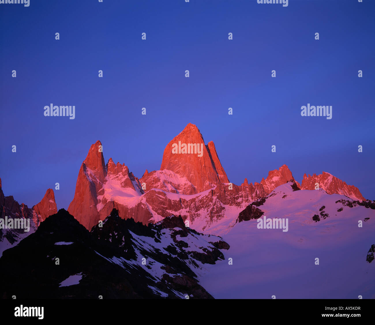 Mt. Cerro Fitz Roy (aka Cerro Chaltén), Patagonia, Santa Cruz Province ...