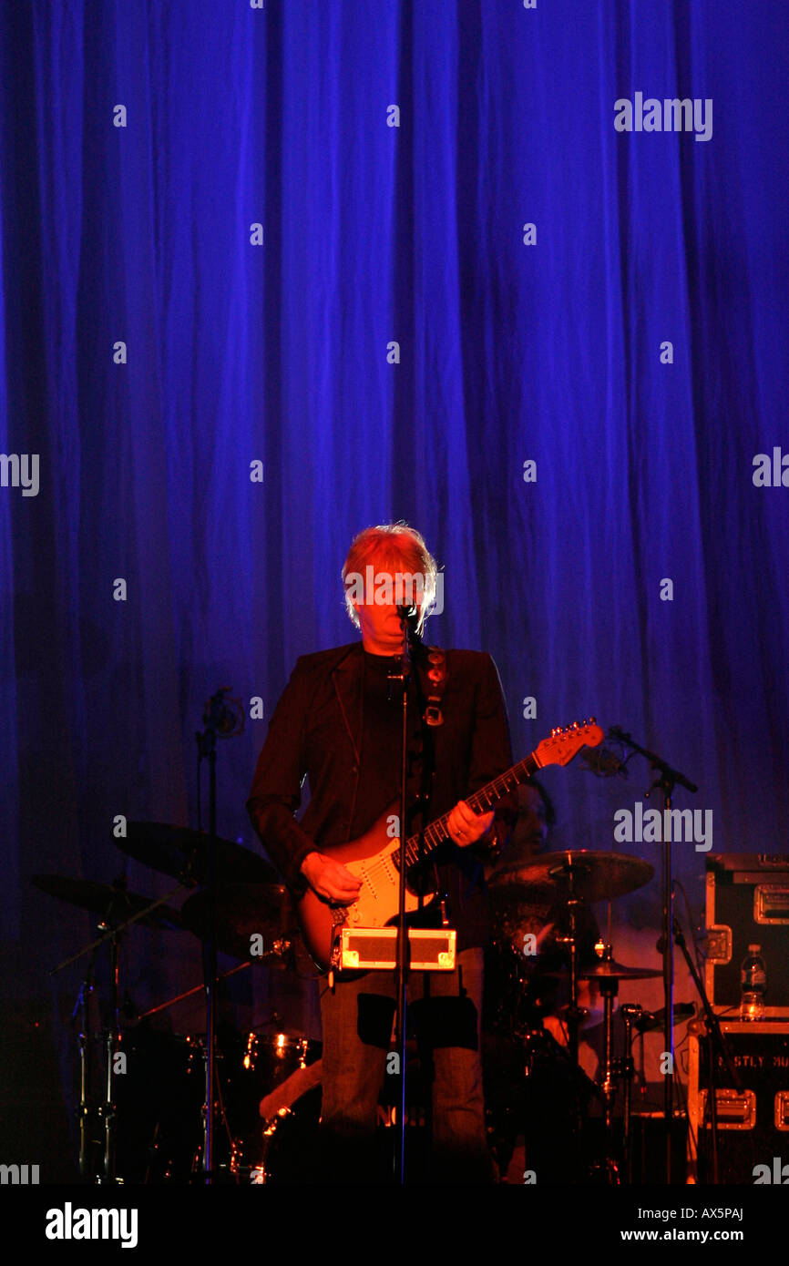 Canadian musician tom cochrane hi-res stock photography and images - Alamy