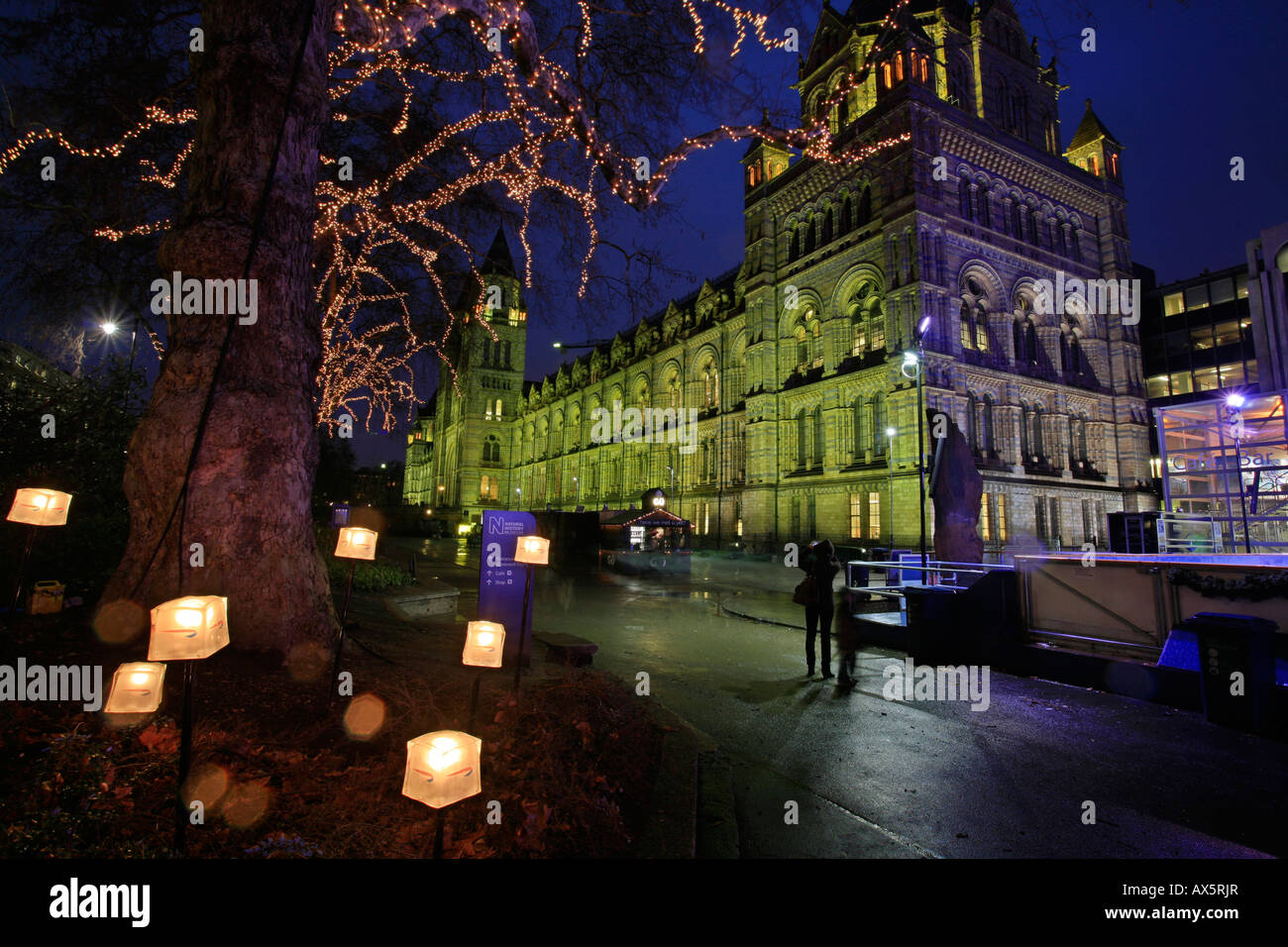 Outdoor skating rink in front of the Natural History Museum, South ...