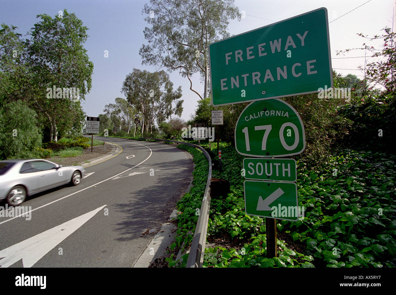 Freeway entrance hi-res stock photography and images - Alamy