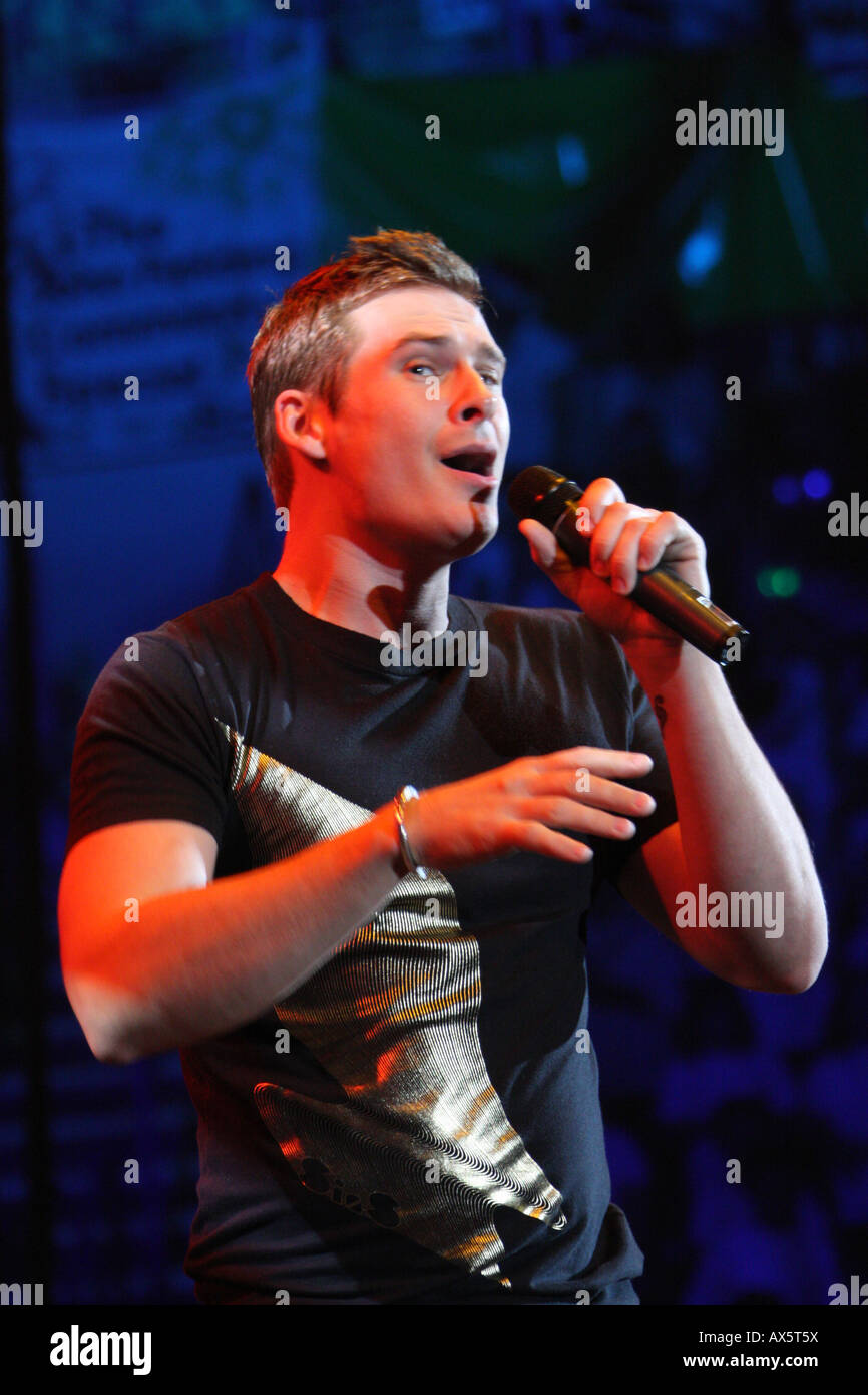 Lee Ryan singing, performing at Young voices concerts, December 2007 ...