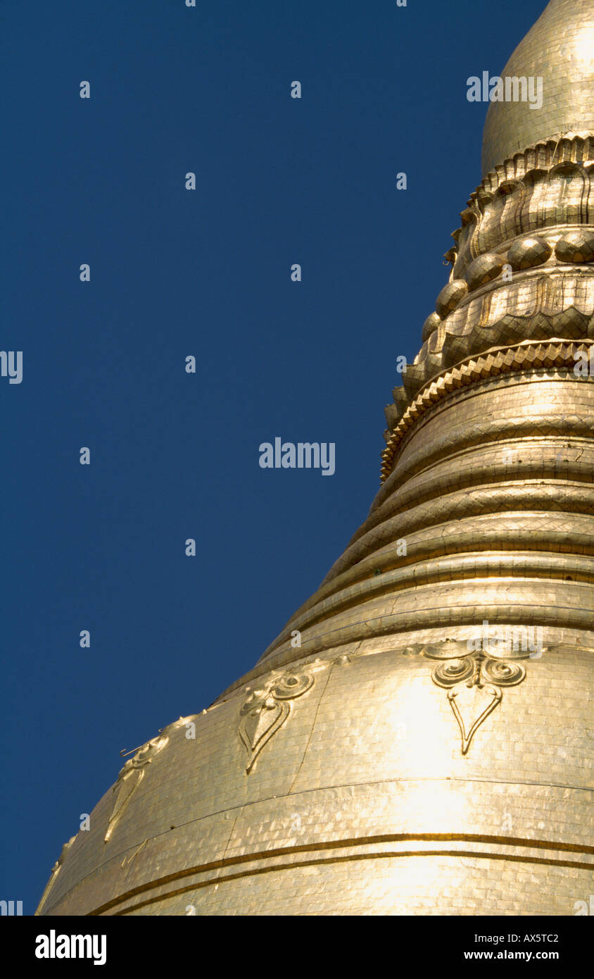 Stupa of the Shwedagon Pagoda in Yangon, Myanmar Stock Photo - Alamy
