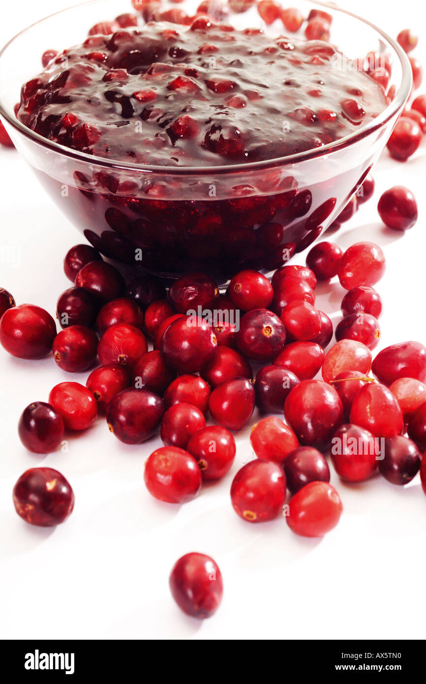 Cranberry jam and fresh cranberries Stock Photo - Alamy