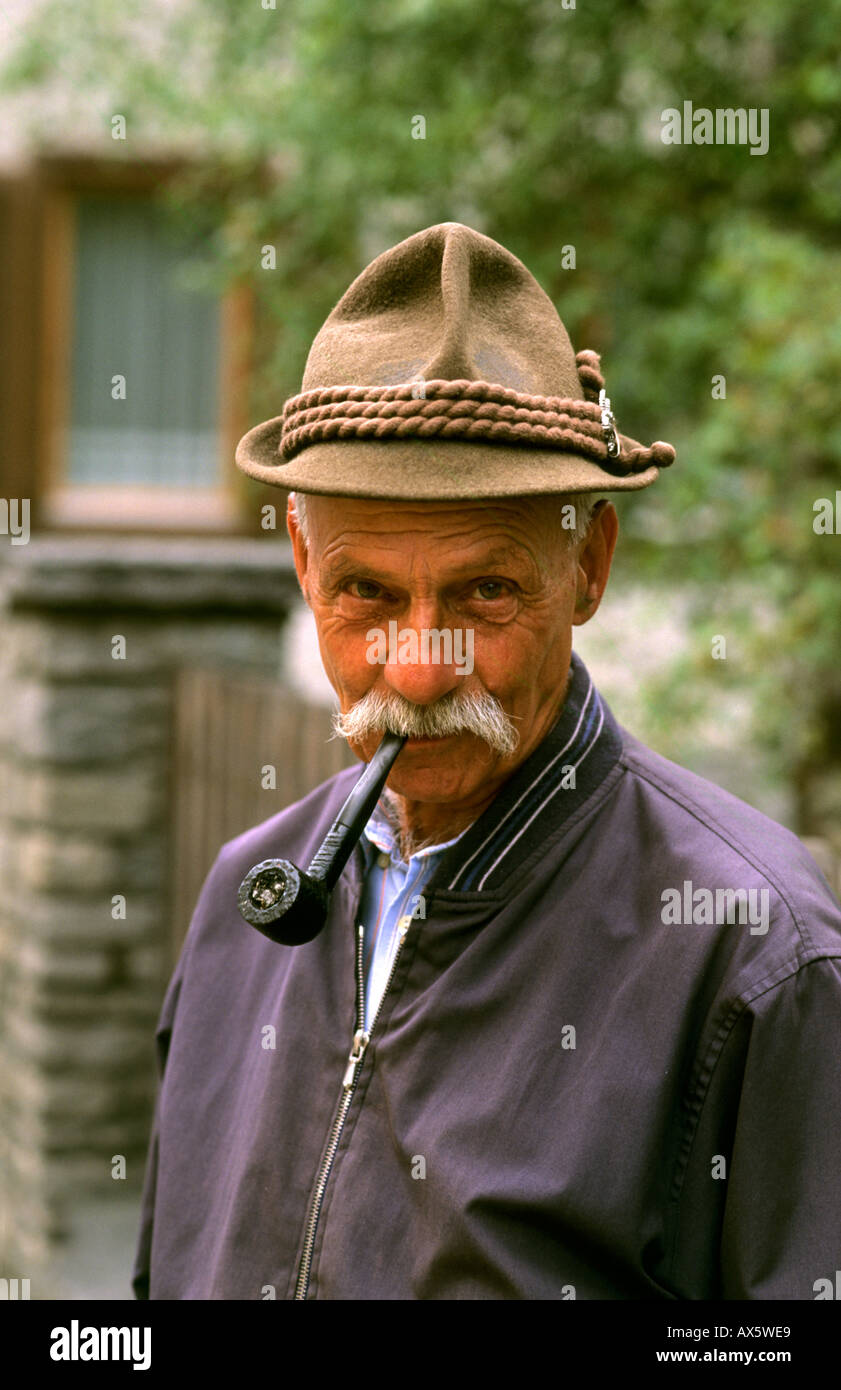 Switzerland portrait local hi-res stock photography and images - Alamy
