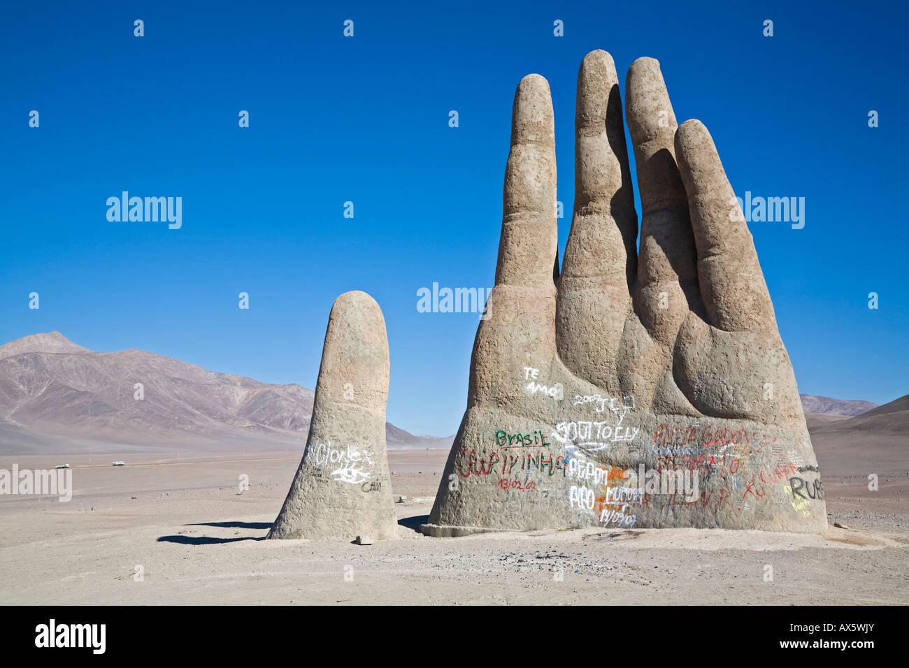 Atacama Hand