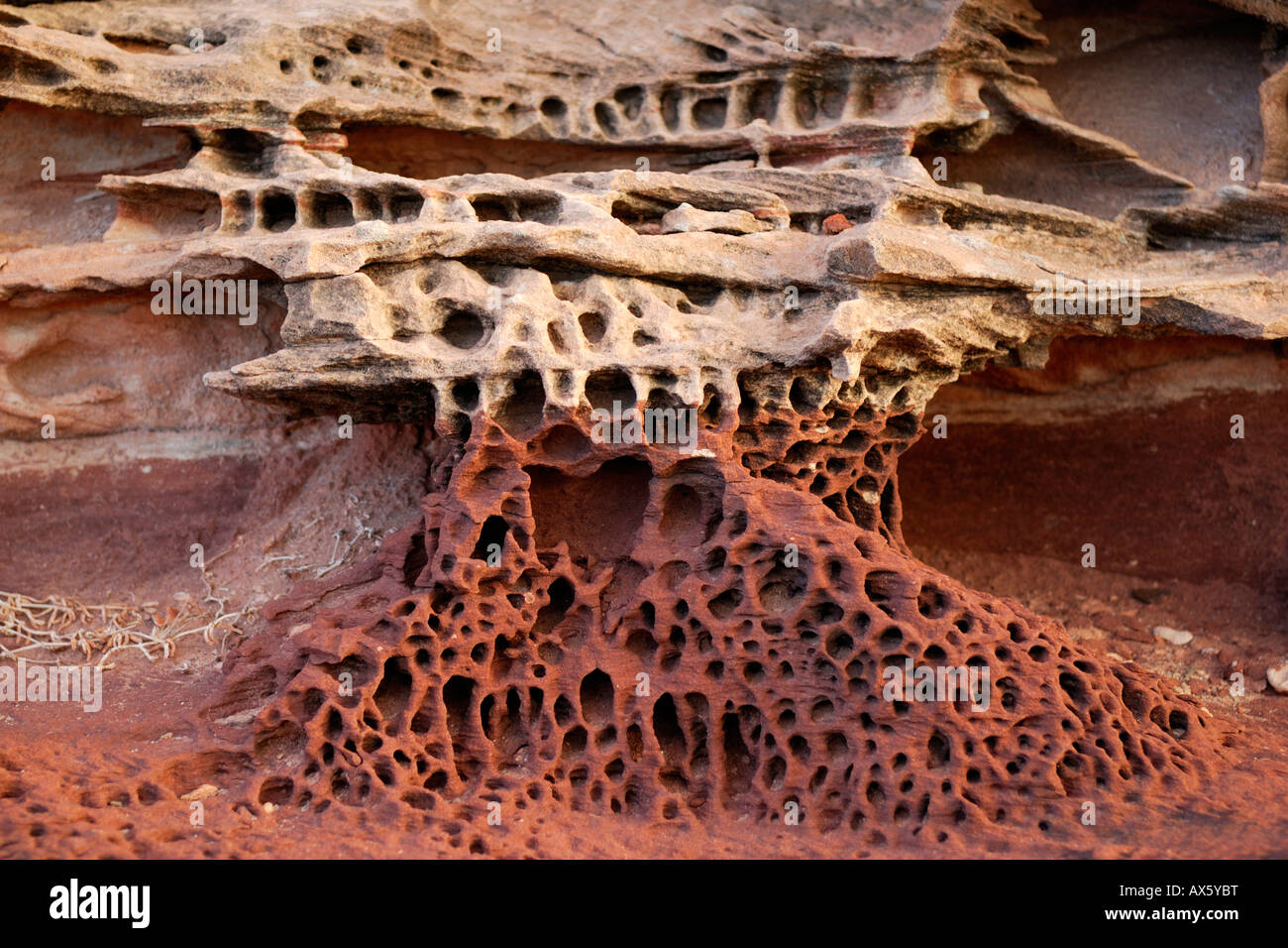 Sandstone structure, Eagle Gorge, Kalbarri Coast National Park ...
