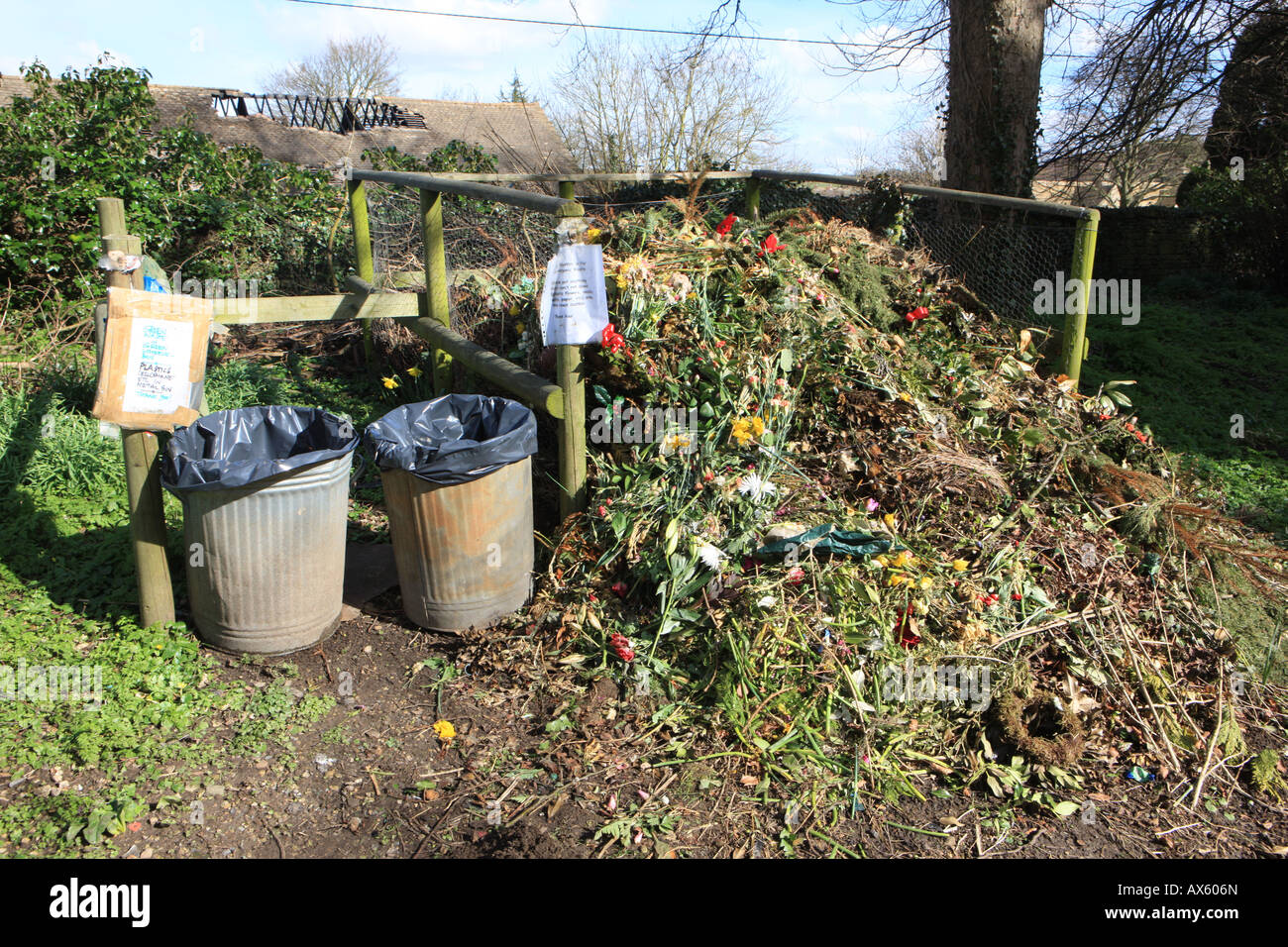 Messy church hi-res stock photography and images - Alamy