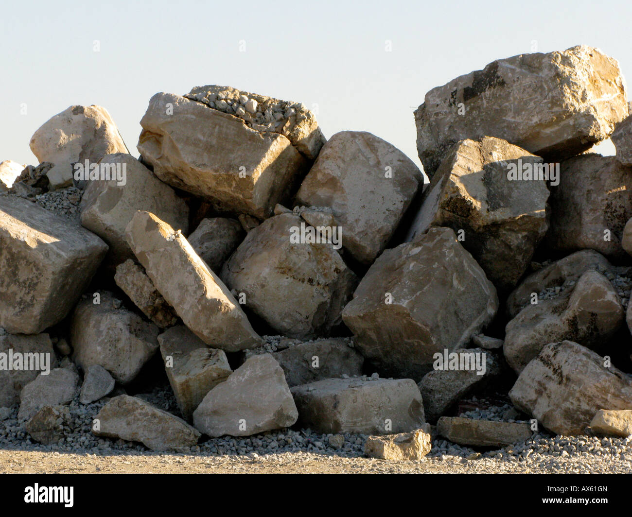 Retaining wall made of rocks Stock Photo - Alamy