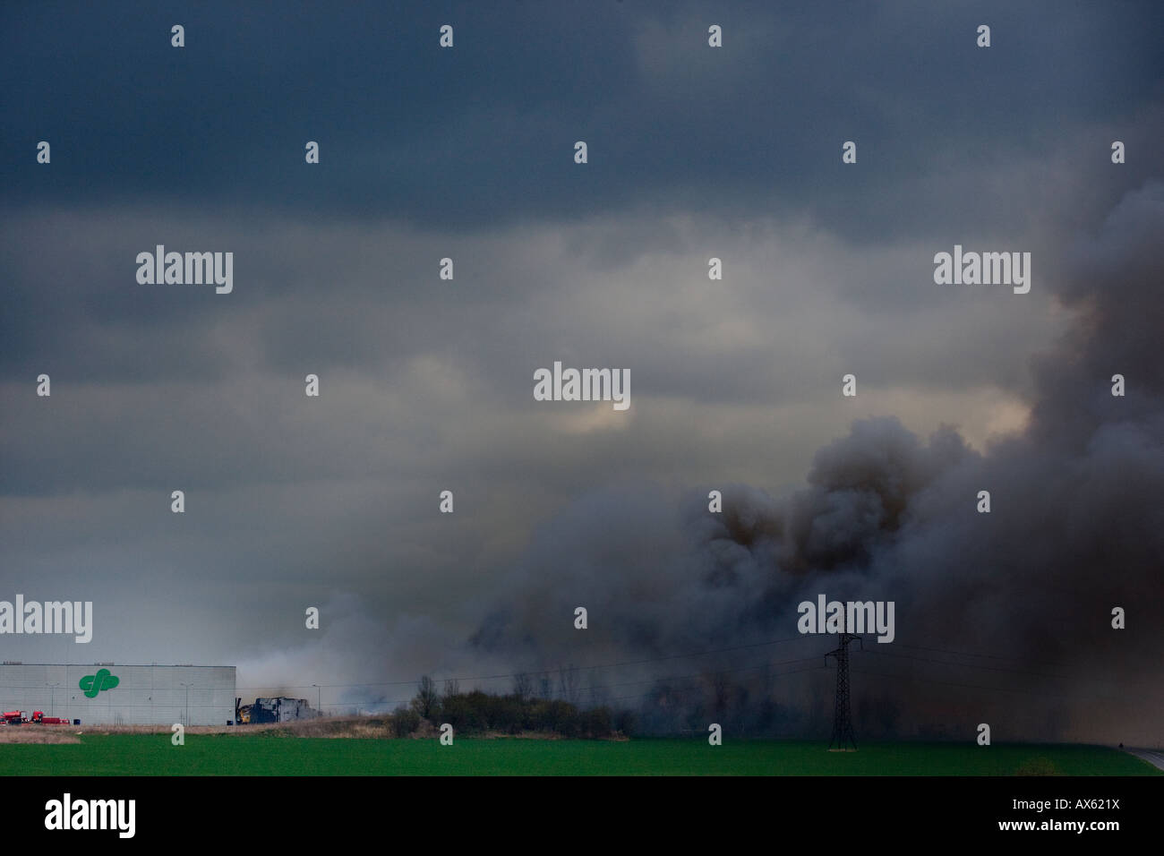 Factory fire accident Stock Photo - Alamy