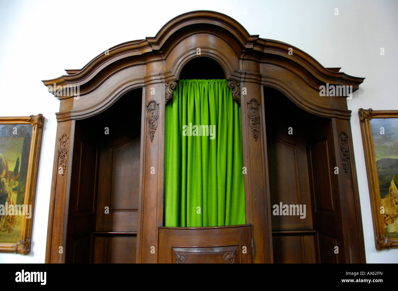 Confessional box hi-res stock photography and images - Alamy