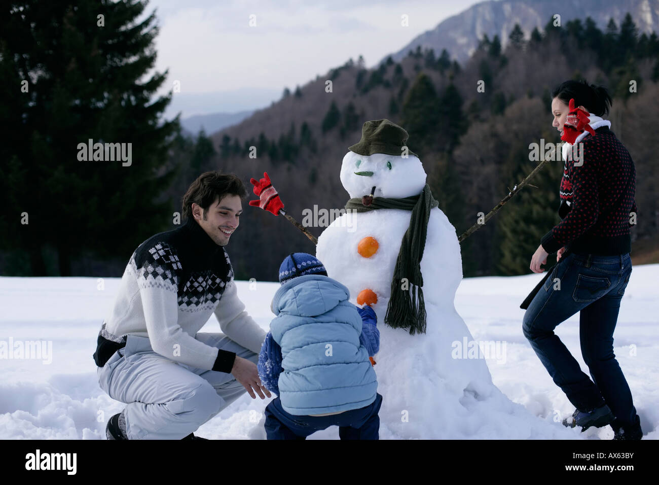 Snowman Family High Resolution Stock Photography and Images - Alamy