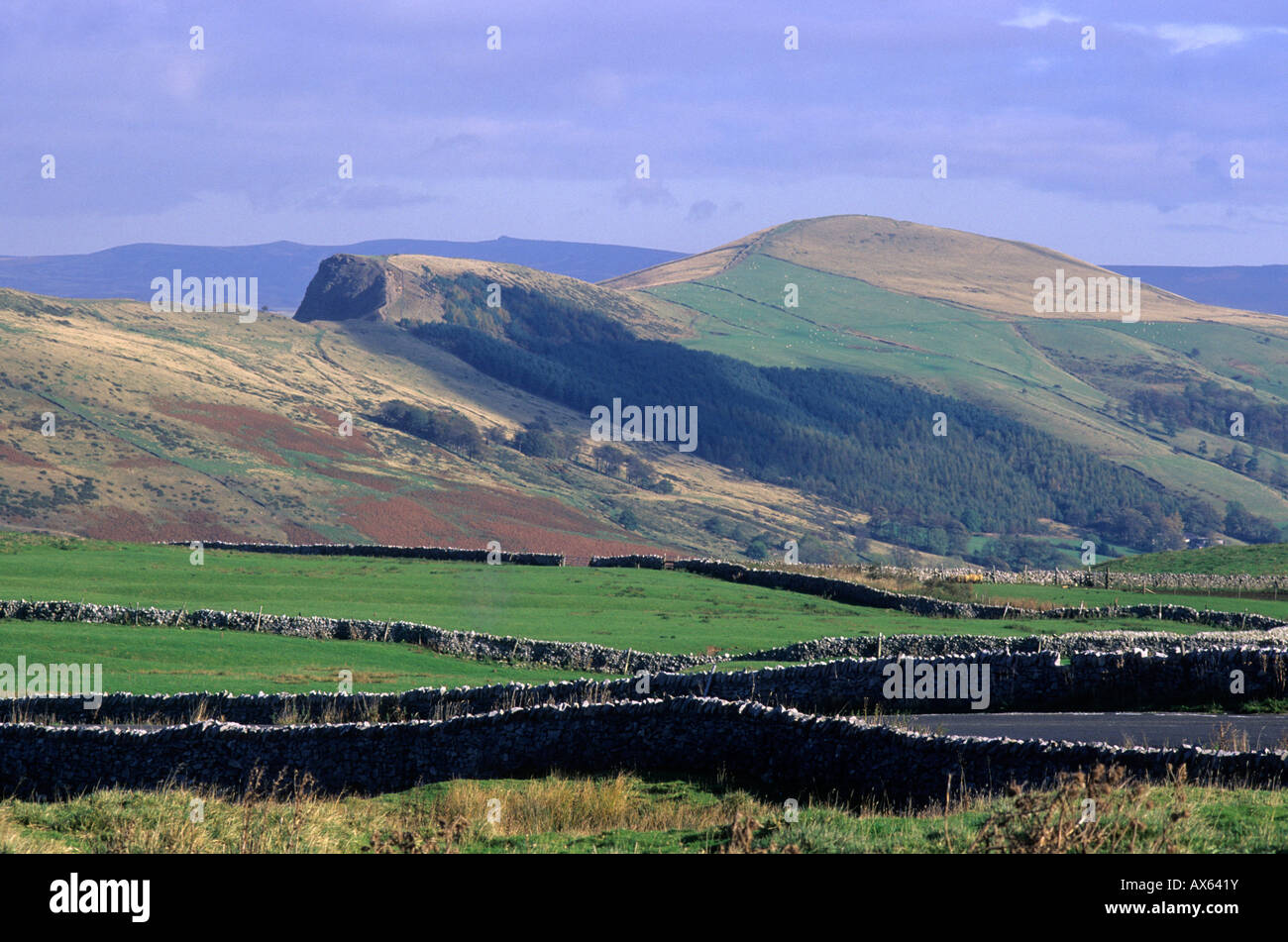Back Tor Loose Hill High Peak district Derbyshire dry stone walls ...