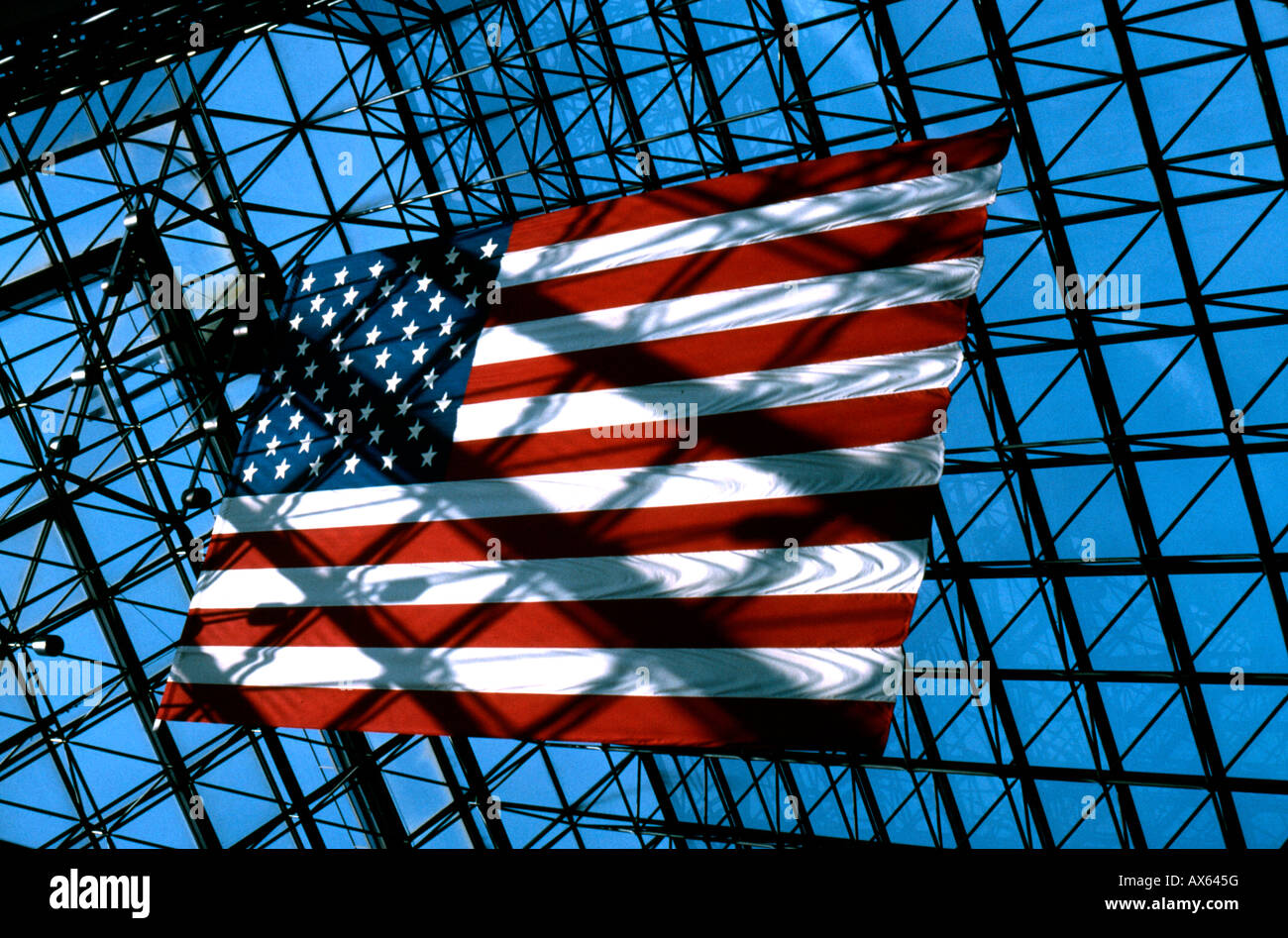 President kennedy american flag hi-res stock photography and images - Alamy