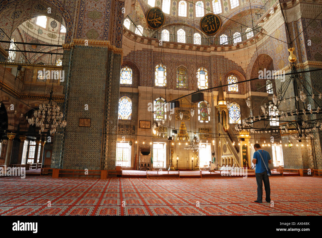 Interior of Yeni (New) Mosque in Istanbul, Turkey Stock Photo - Alamy