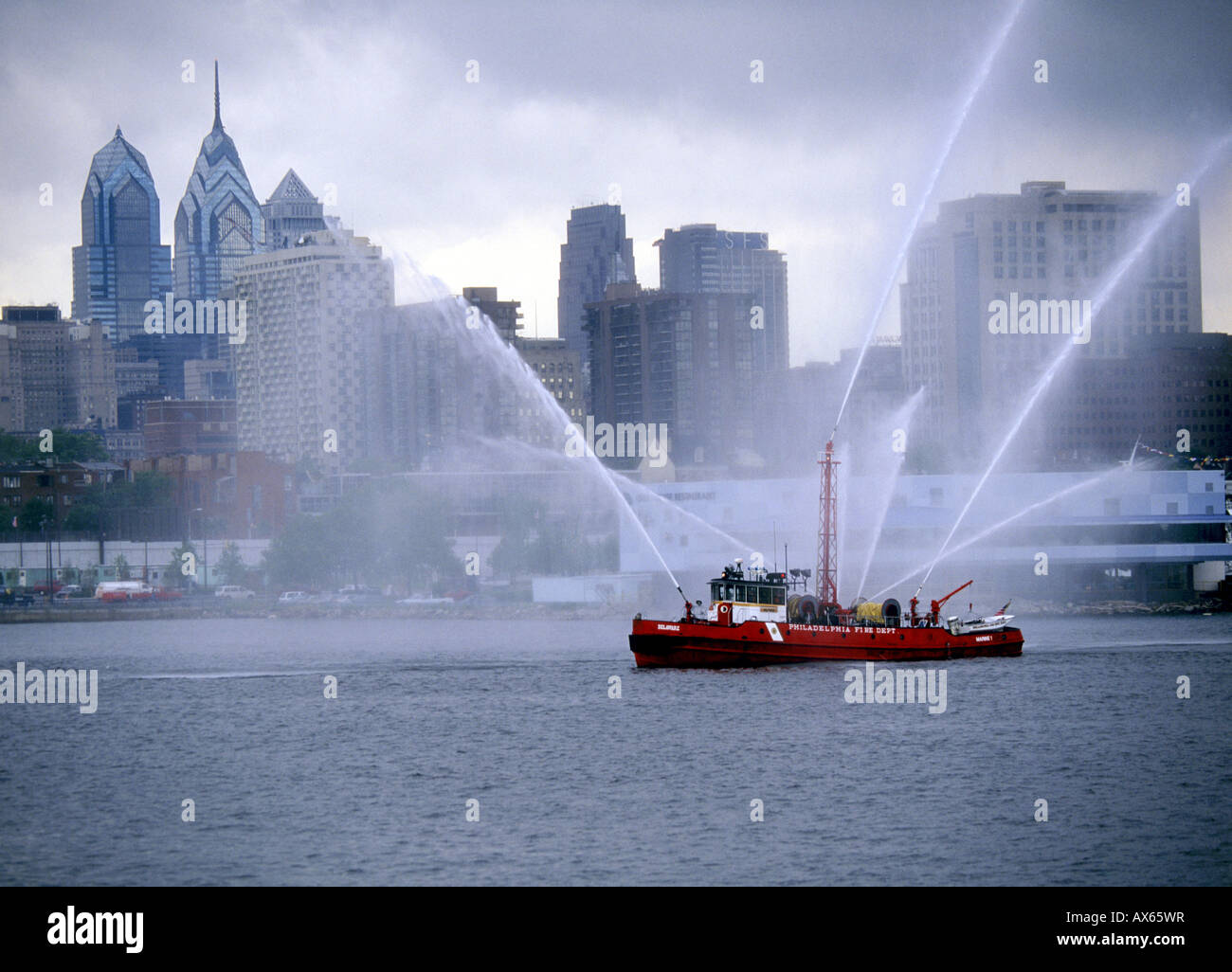 Firefighting boat hi-res stock photography and images - Alamy