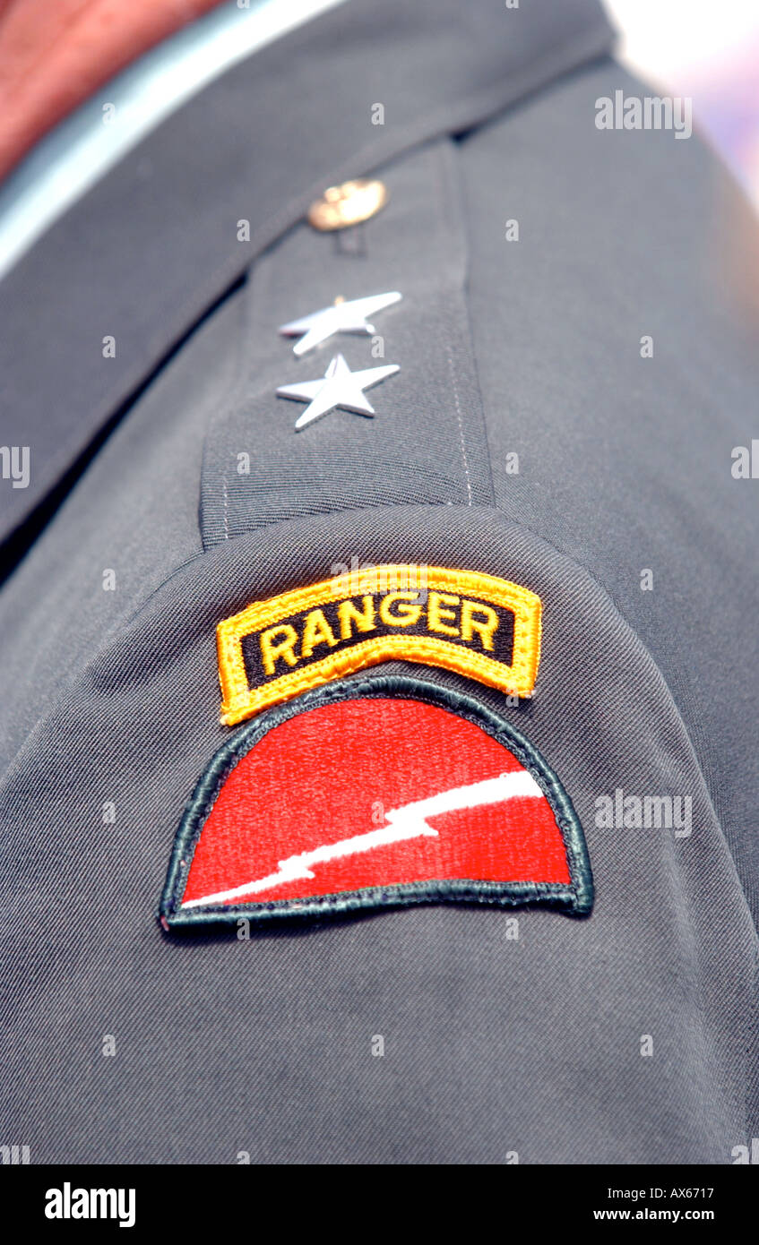 Shoulder badge hi-res stock photography and images - Alamy