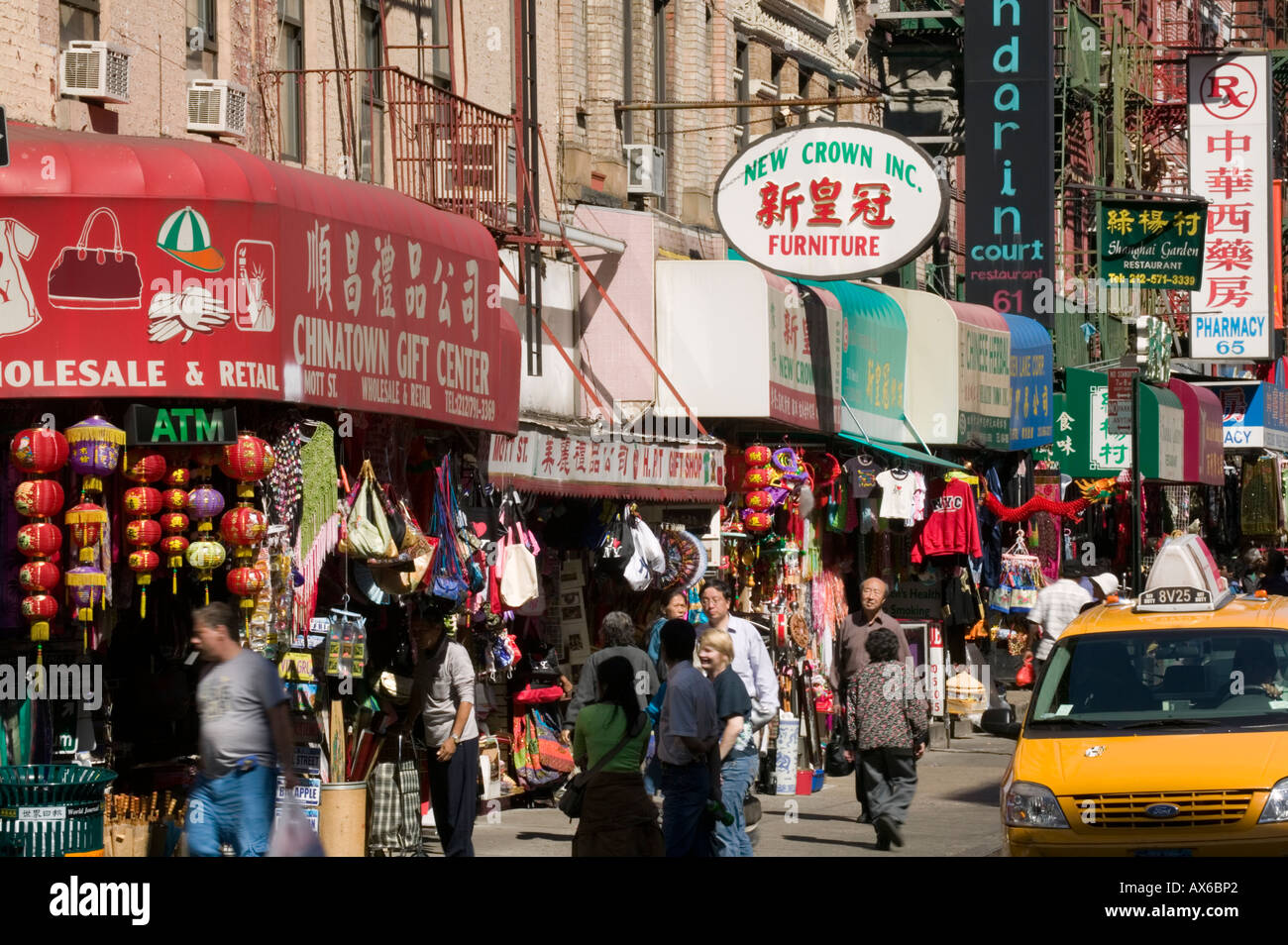 Mott Street Chinatown lower east side New York City Stock Photo - Alamy