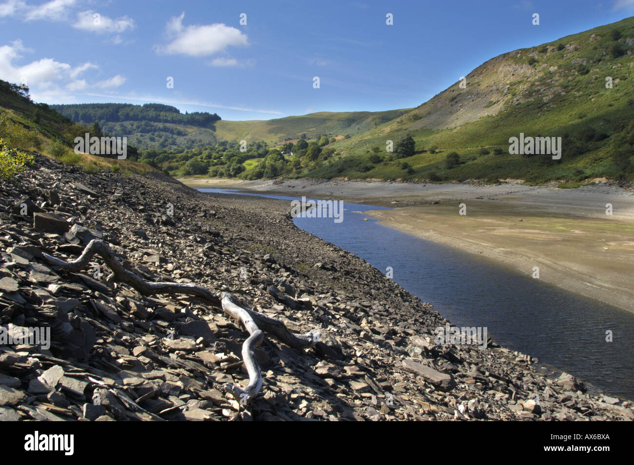 Extreme low water Garreg ddu reservoir from which Birmingham gets its ...