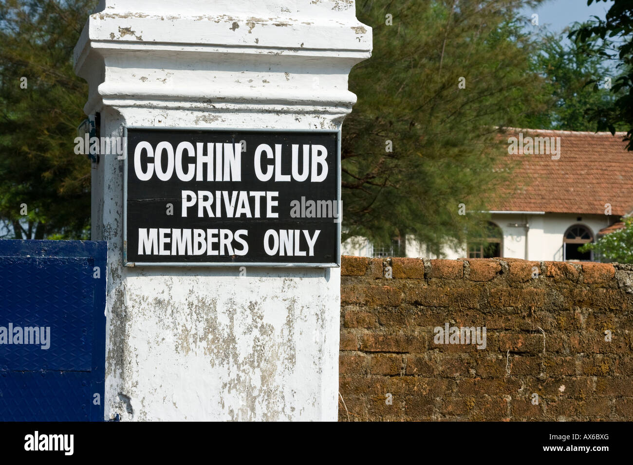 Cochin club hi-res stock photography and images - Alamy