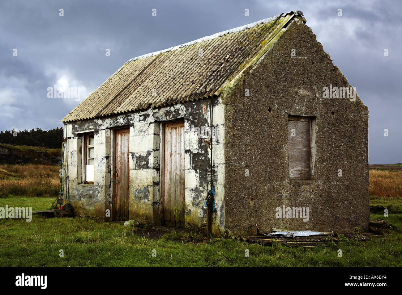Black mill bay hi-res stock photography and images - Alamy