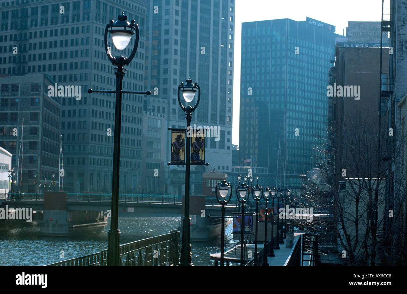 Riverwalk Milwaukee Wisconsin USA November 2002 Stock Photo - Alamy