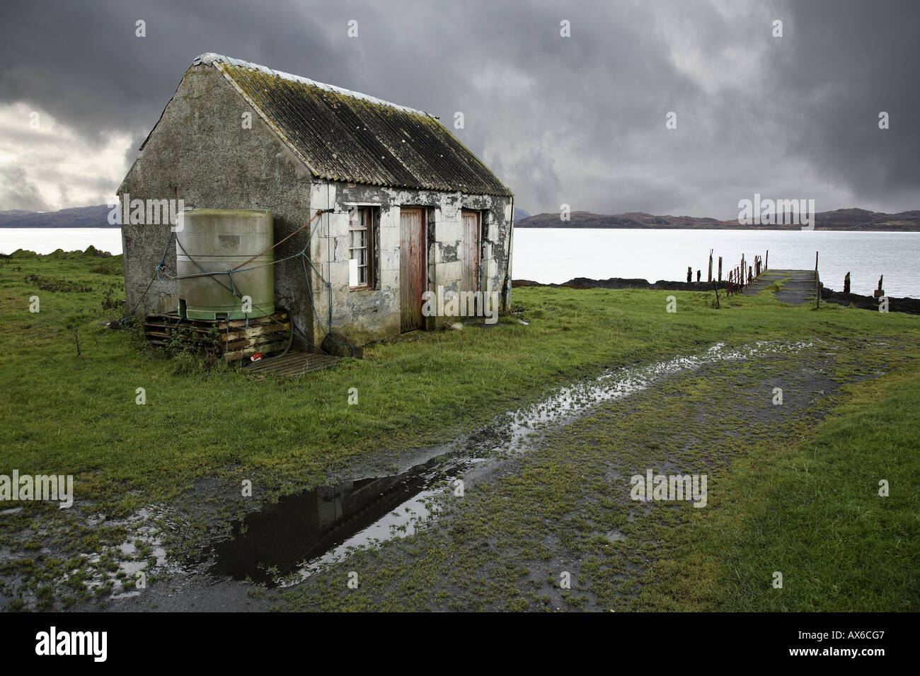 Black mill bay hi-res stock photography and images - Alamy