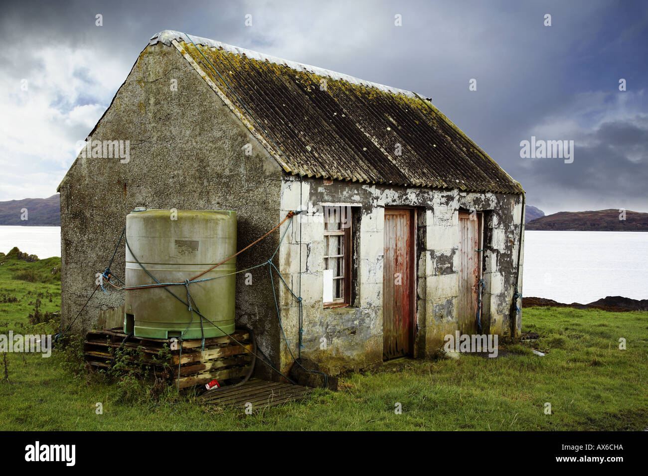 Black mill bay hi-res stock photography and images - Alamy