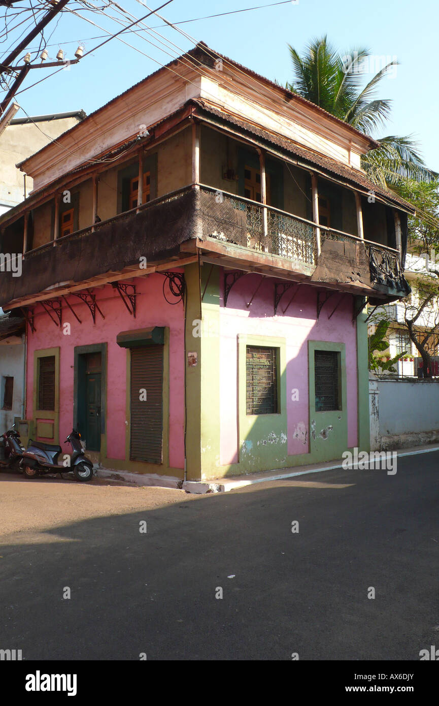 Portuguese villa goa hi-res stock photography and images - Alamy