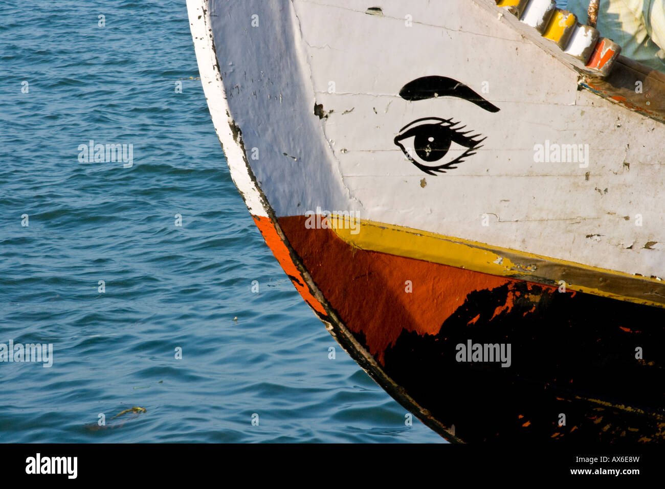Fishing Boat with a Painted Eye in Cochin India Stock Photo - Alamy