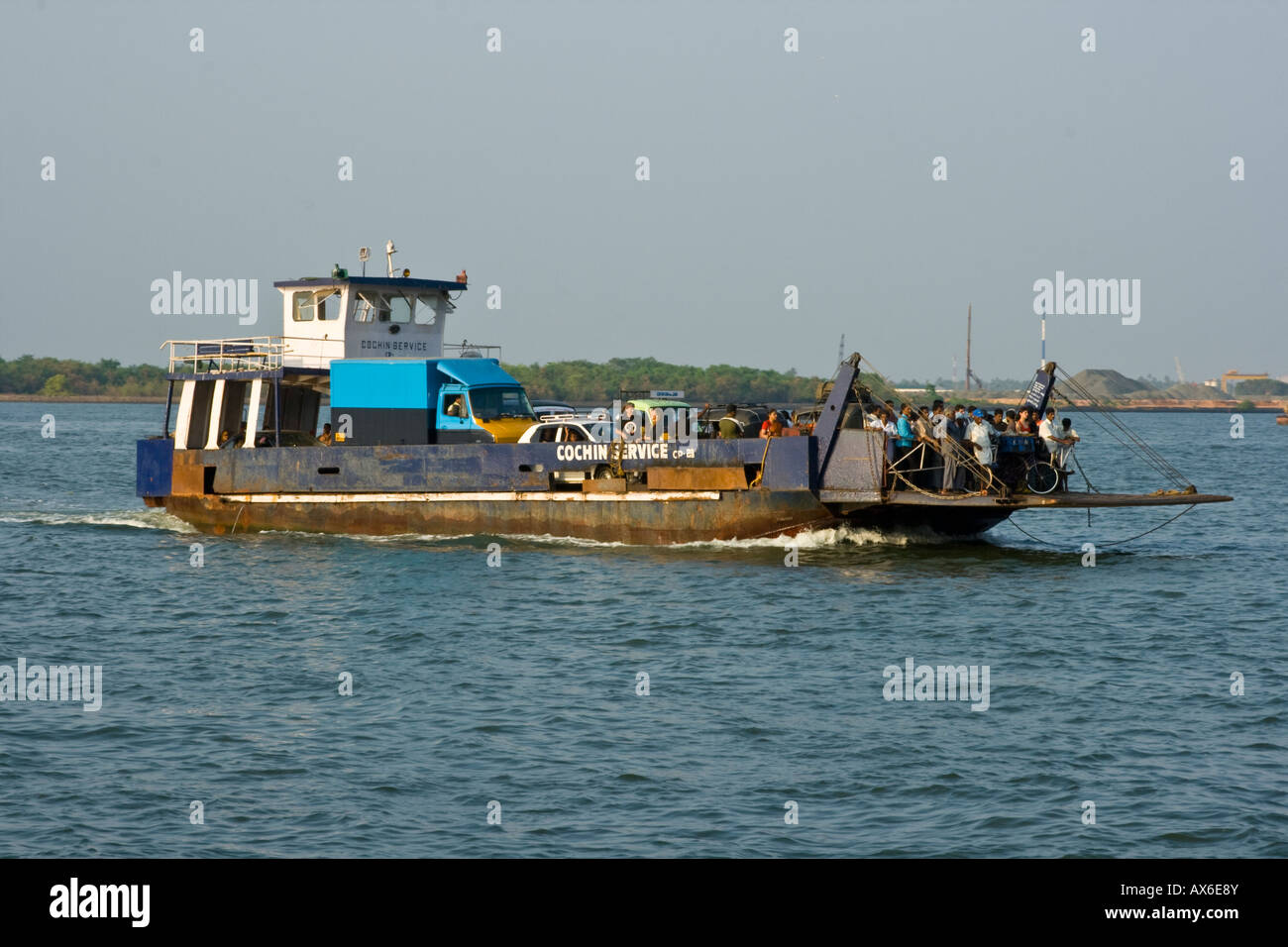 Ferry boat kerala hi-res stock photography and images - Alamy