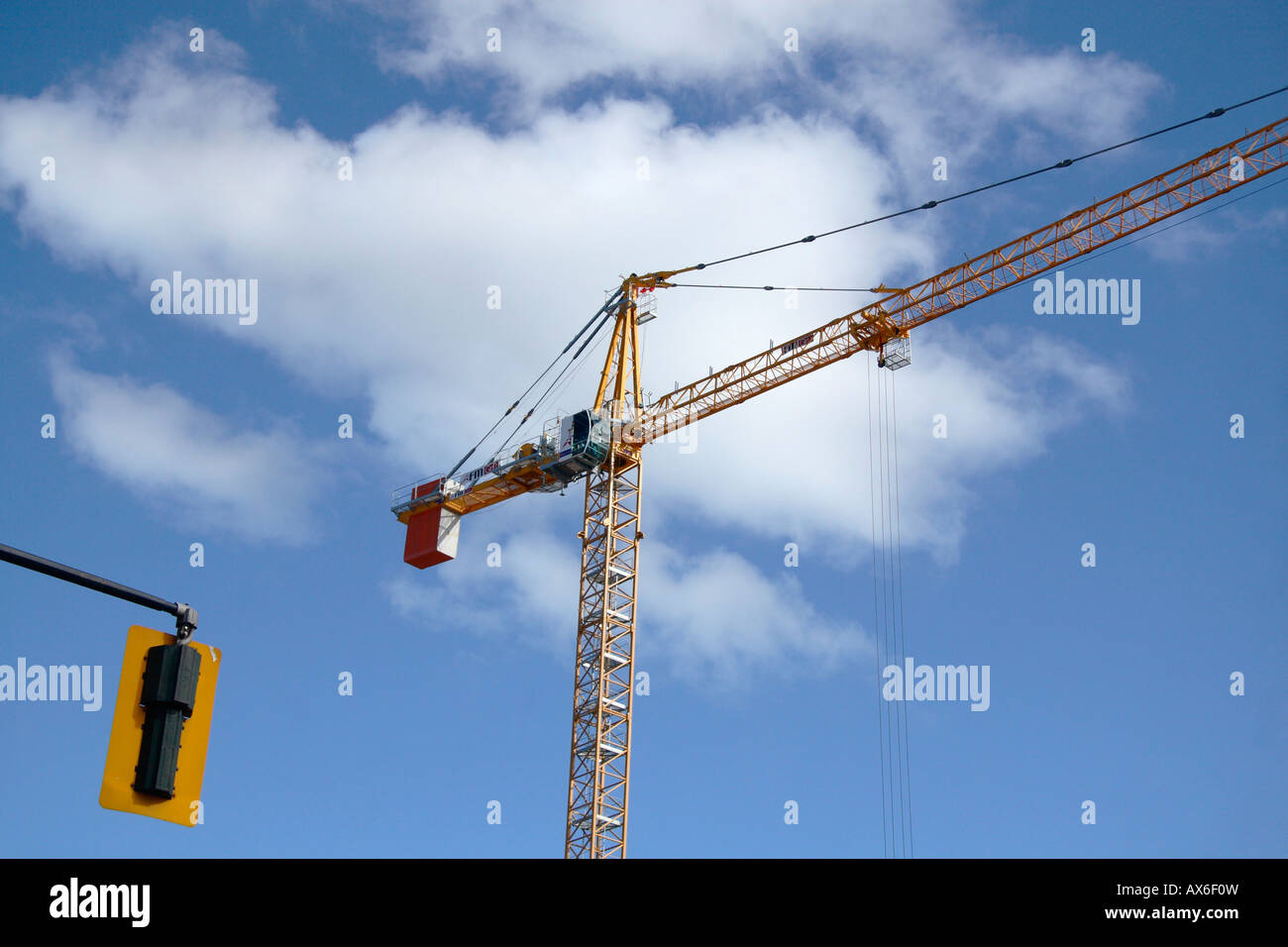 Stop crane hi-res stock photography and images - Alamy