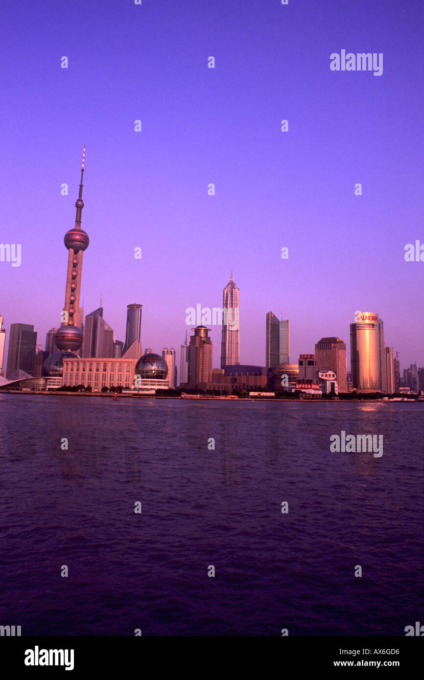 Shanghai china wonderful skyline hi-res stock photography and images ...