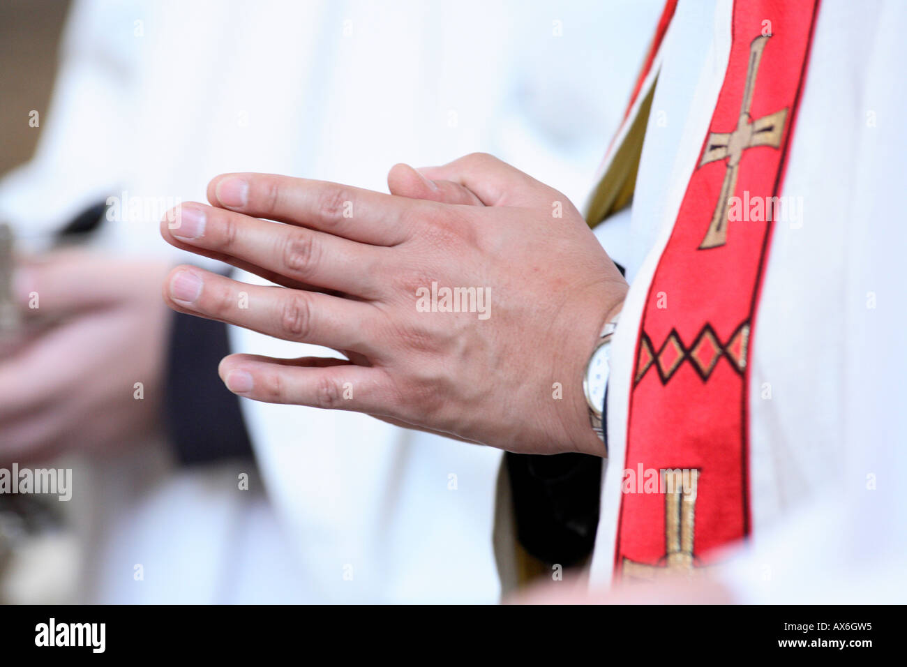 Priests pray hi-res stock photography and images - Alamy