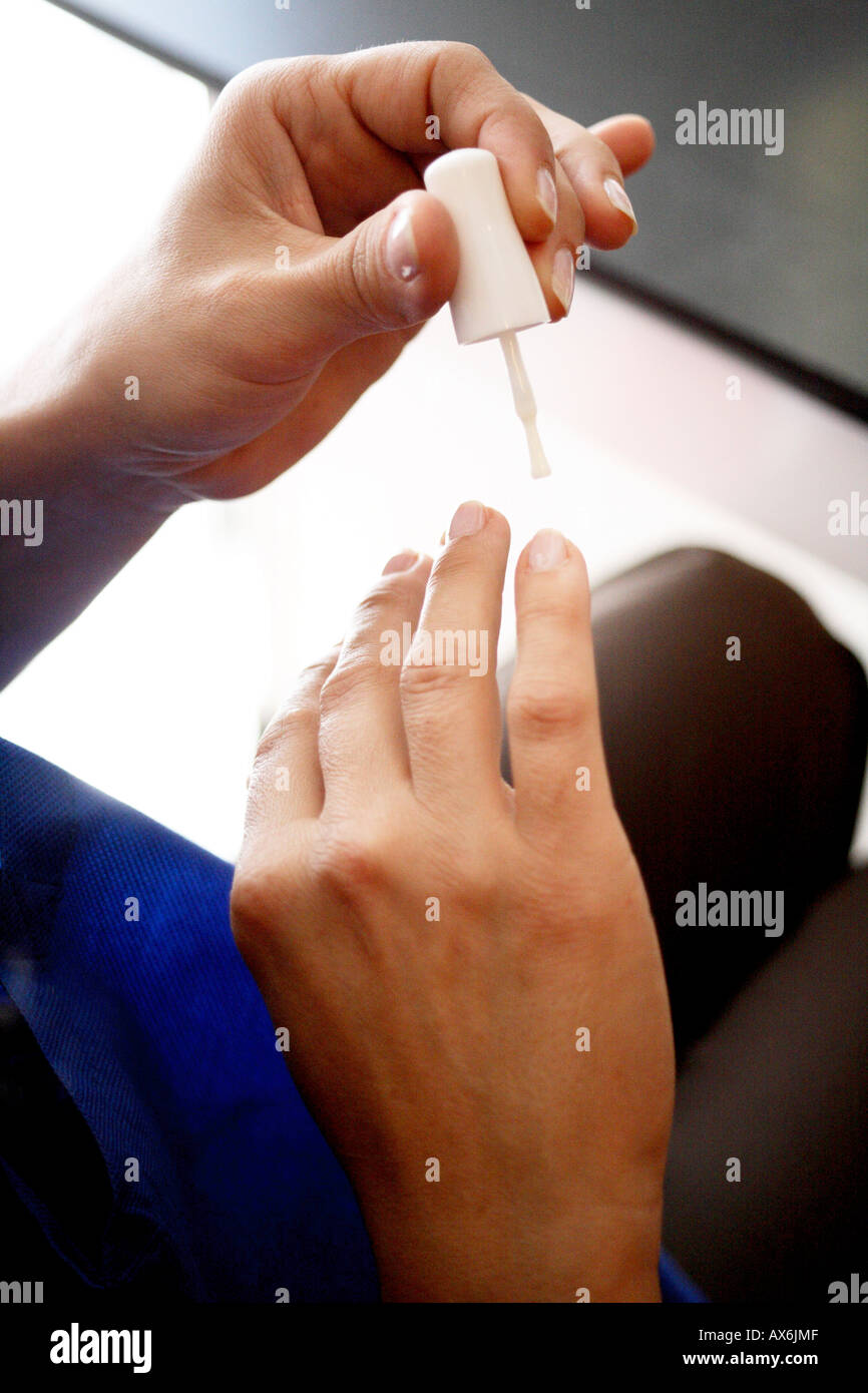 Revarnishing hi-res stock photography and images - Alamy