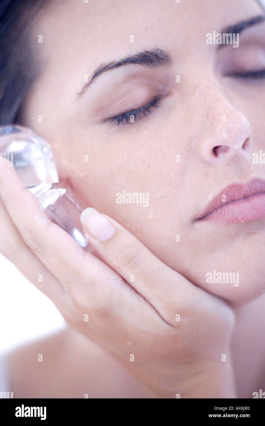 Woman ice cube face hi-res stock photography and images - Alamy