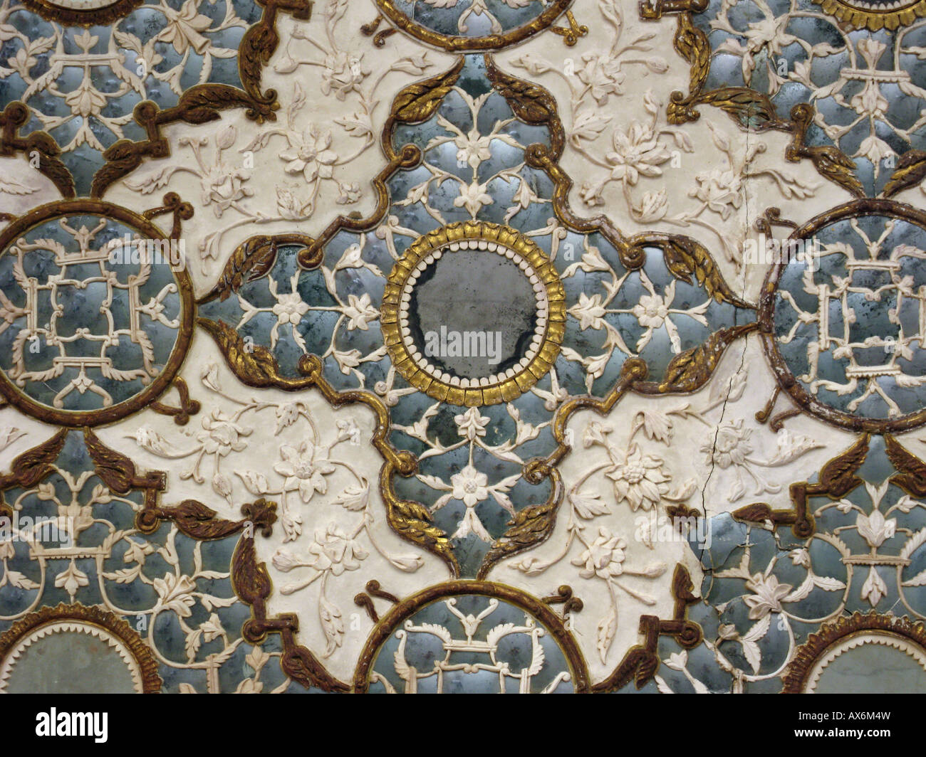 Ceiling decorated decoration hi-res stock photography and images - Alamy