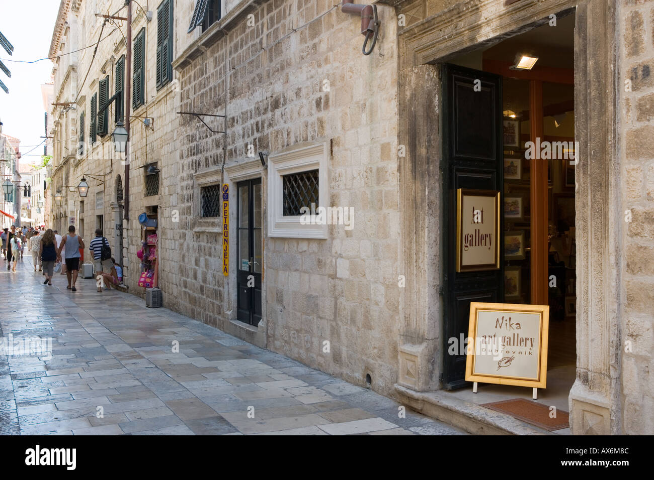 Dubrovnik art gallery hi-res stock photography and images - Alamy
