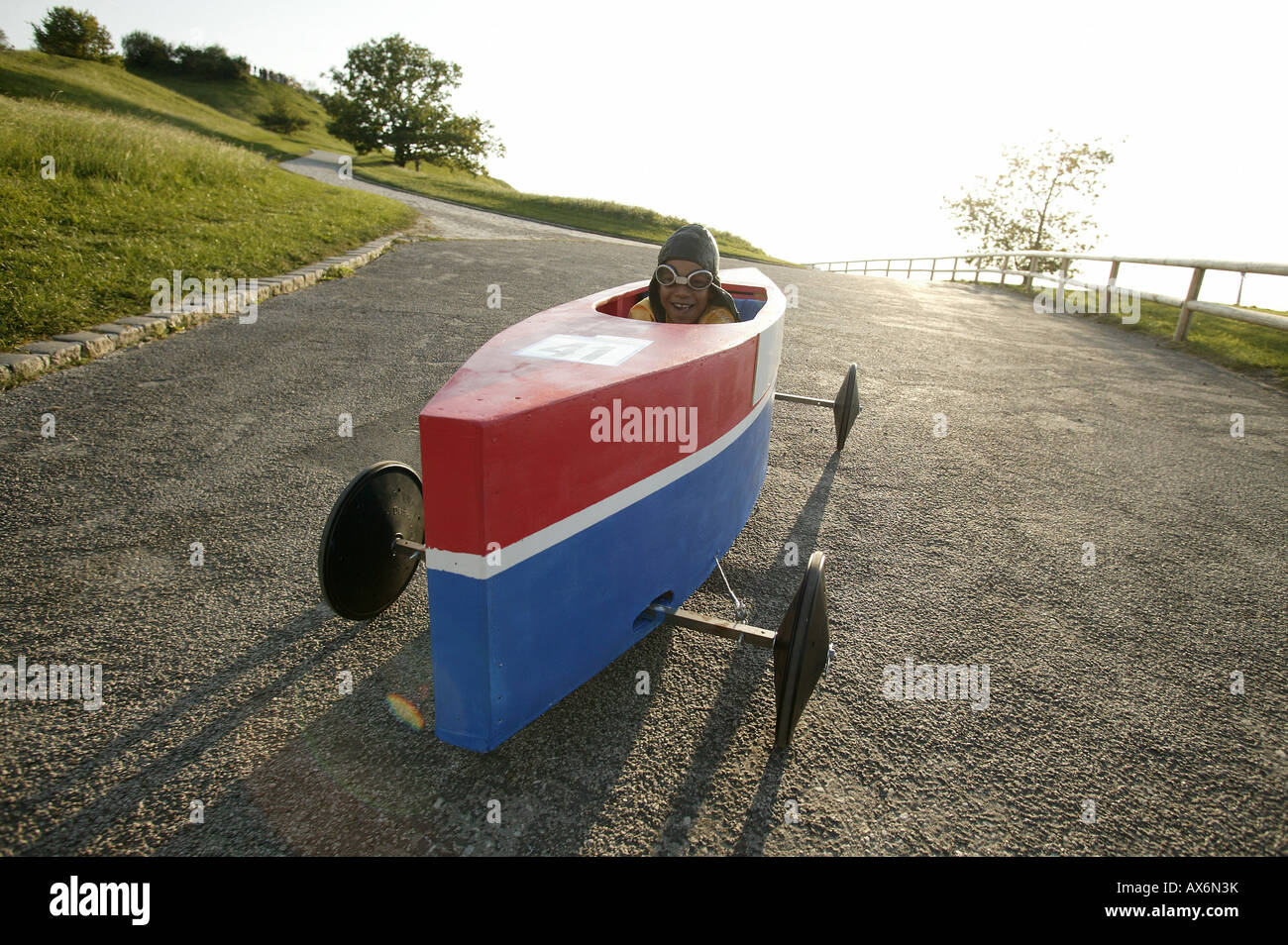 Five in a box hi-res stock photography and images - Alamy