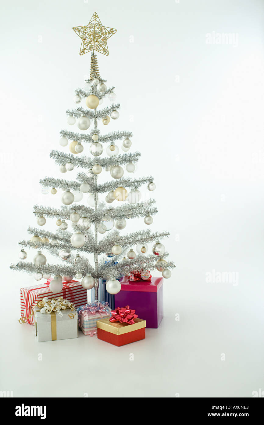 Christmas tree with gifts Stock Photo - Alamy