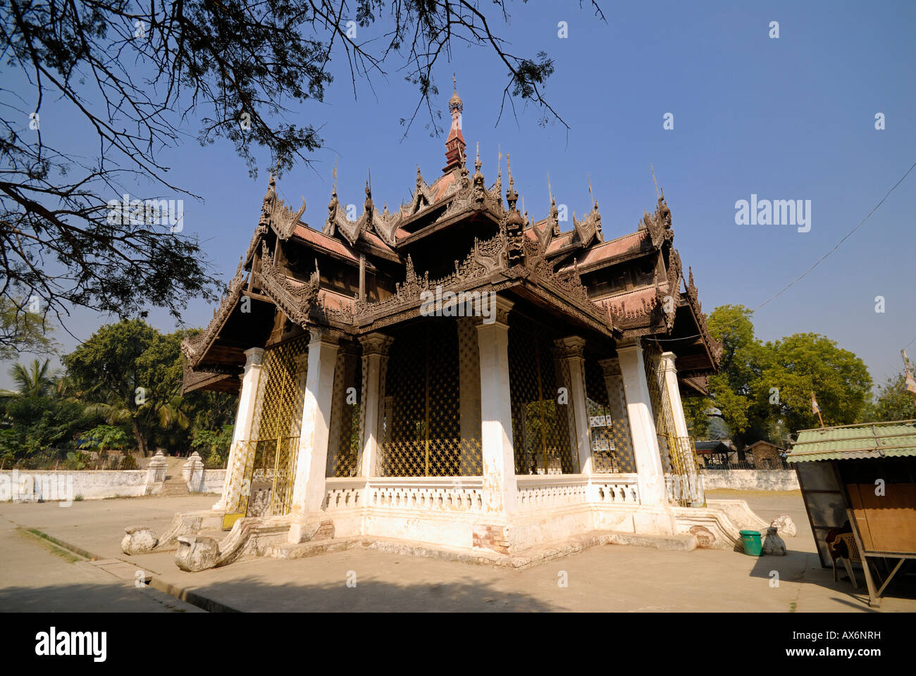 Facade of pagoda Mingun Sagaing Division Myanmar Stock Photo - Alamy
