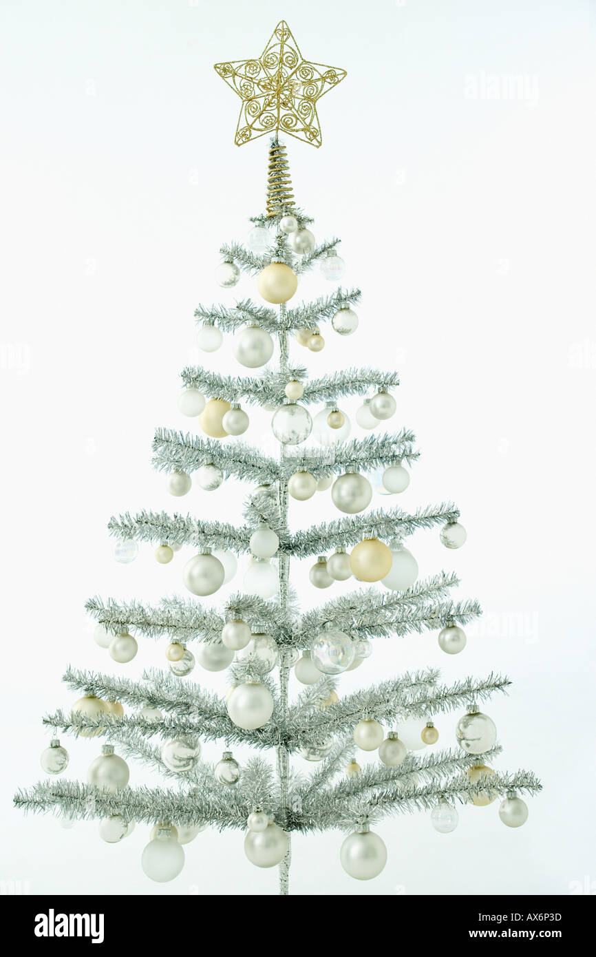 Silver christmas tree hi-res stock photography and images - Alamy
