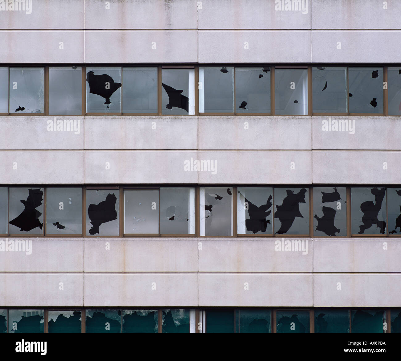 Office building windows damaged hi-res stock photography and images - Alamy