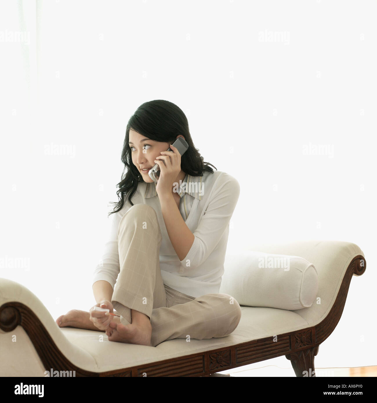 Barefoot painting hi-res stock photography and images - Alamy